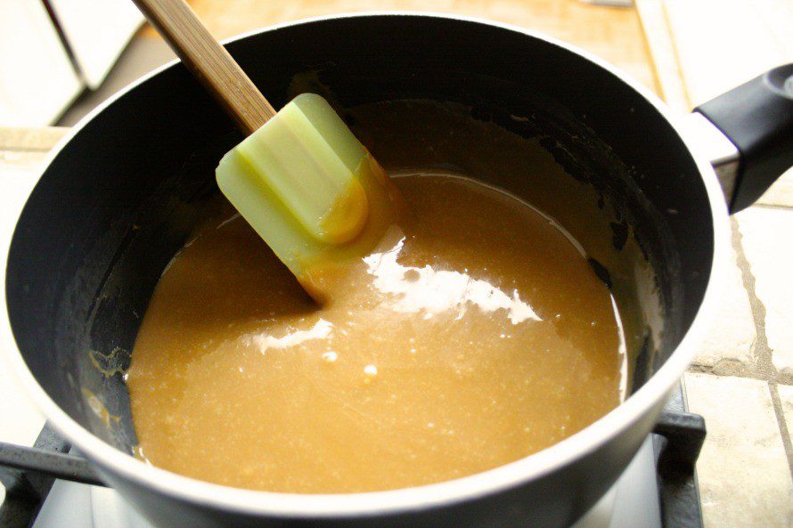 Sugar Skull Caramel Apples - Crafty Chica