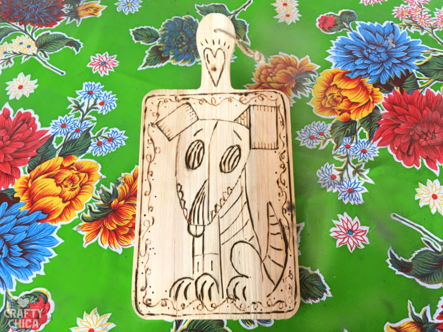 Woodburned Cutting Board Tutorial - The Crafty Chica